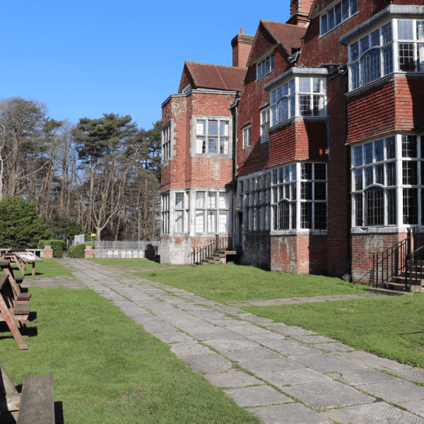 Outdoor Learning Programmes & Activities | Avon Tyrrell