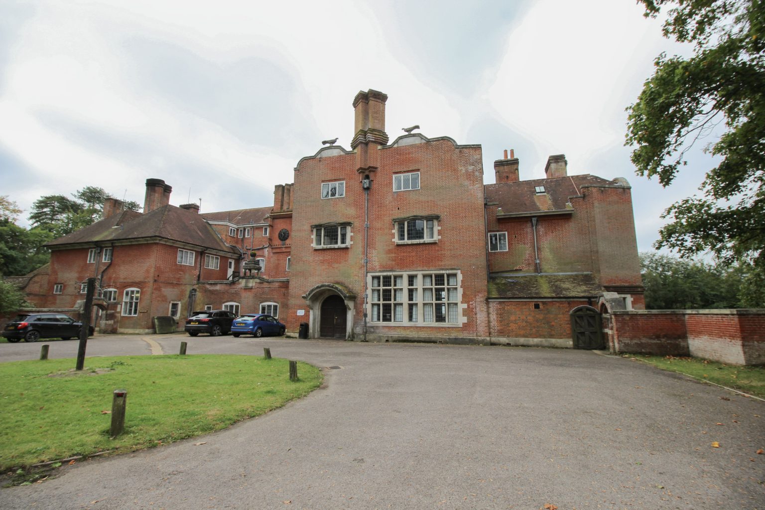 Accommodation at Avon Tyrrell | Groups, Schools & Families